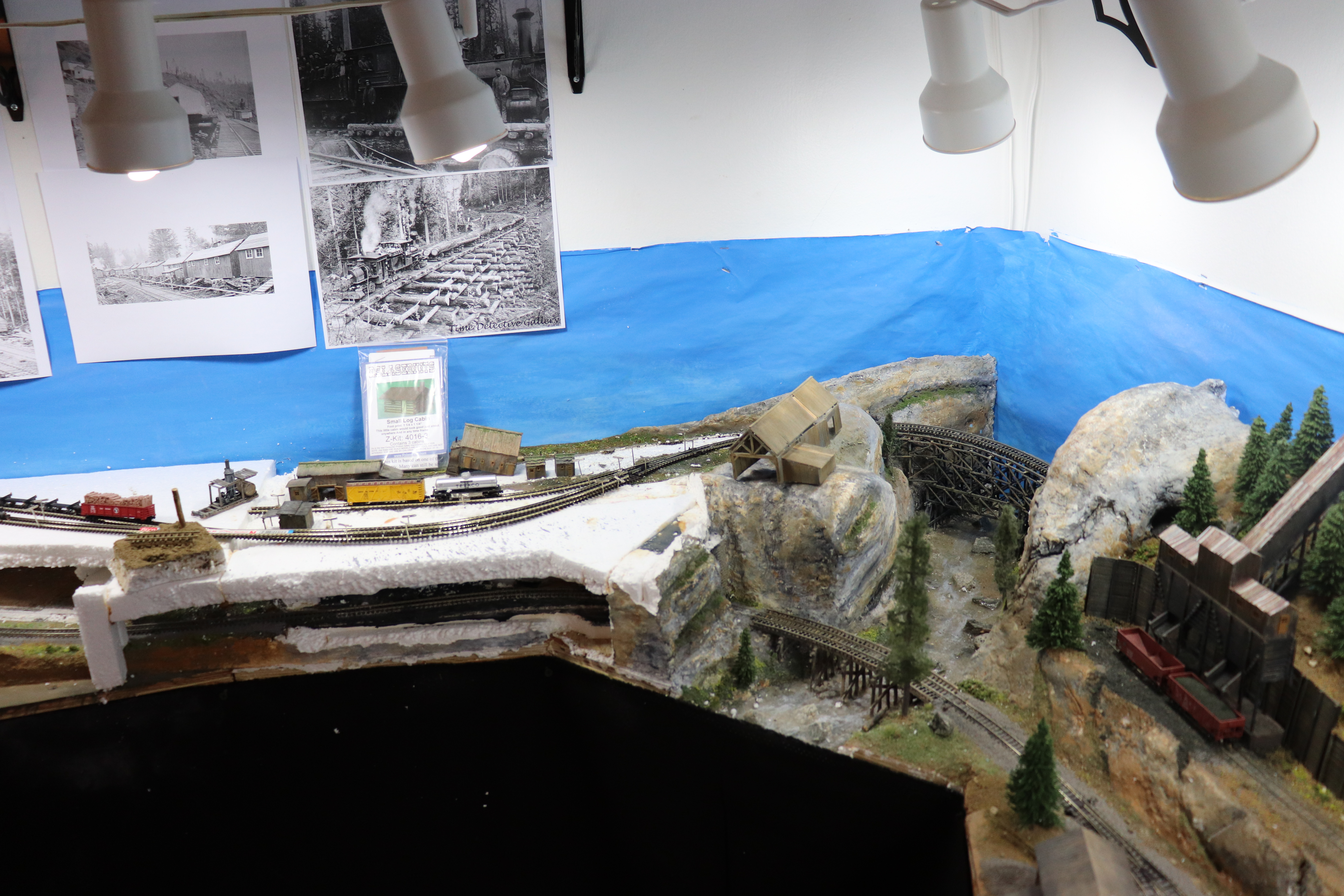 Shelf depth for around-the-walls layout - Layouts and layout building - Trains.com Forums